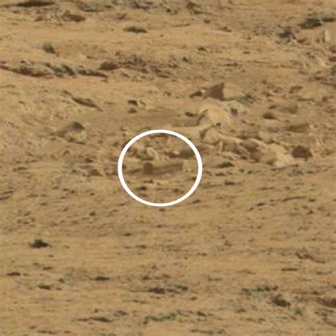 Unusual Object On Mars Could Be Crashed Ufo Believers Claim