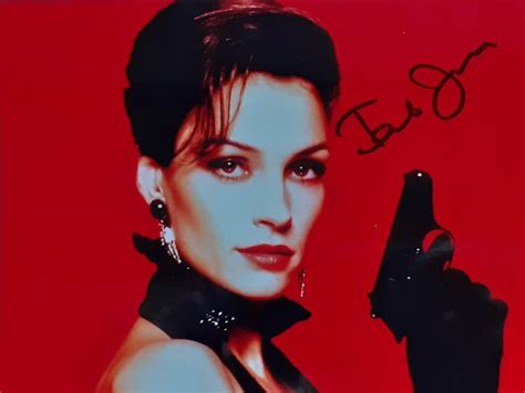 James Bond 007 Goldeneye Famke Janssen Xenia Onatopp Autograph
