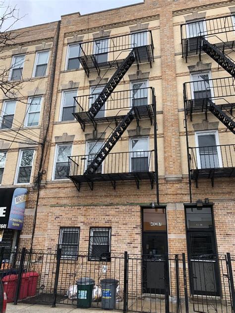 4307 31st Ave Astoria Ny 11103 Loopnet