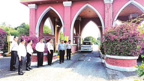 ဒုတိယဝန်ကြီး ဦးဝင်းဖေ ရန်ကုန် မန္တလေးအမြန်လမ်းမကြီး နေပြည်တော