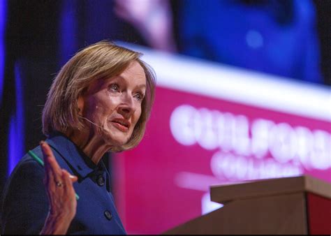‘america At A Crossroads Journalist Judy Woodruff Gives Closing Bryan