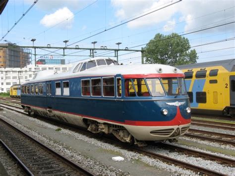 Ns Veilt Rondrit Met De Kameel Voor Serious Request Treinenweb