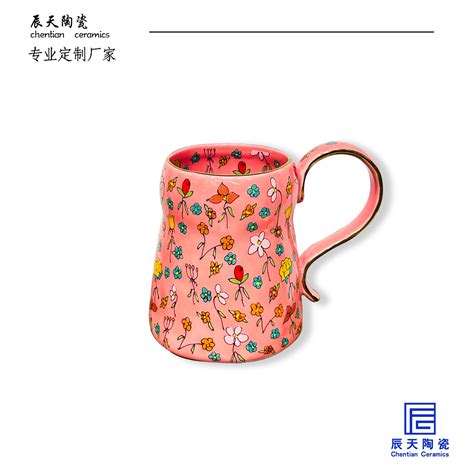 辰天陶瓷景德镇陶瓷定做生产厂家，知名陶瓷定制品牌，提供陶瓷礼品订制服务