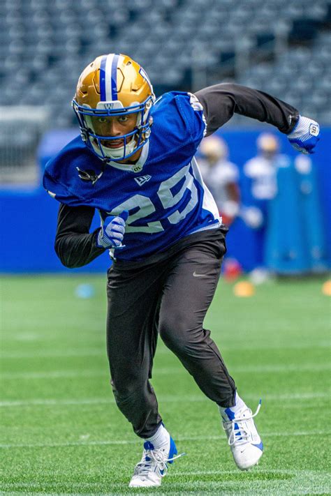 Smith Returns To Give Return Game A Boost Winnipeg Free Press