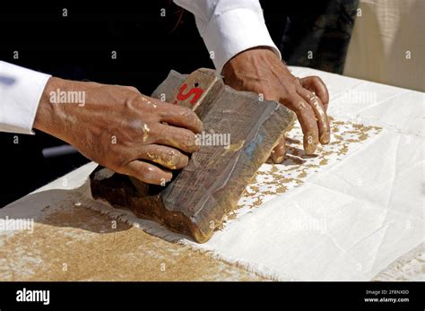 Block Printing On Fabric Rajasthan India Block Printing Traditional Process Jaipur Center