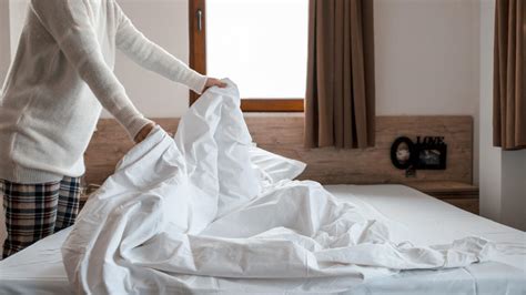 What Is The Scandinavian Sleep Method And Why Are So Many Couples Using It