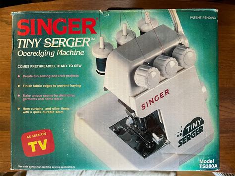💙🪡🧵 Singer Tiny Serger Electric Overedging Machine