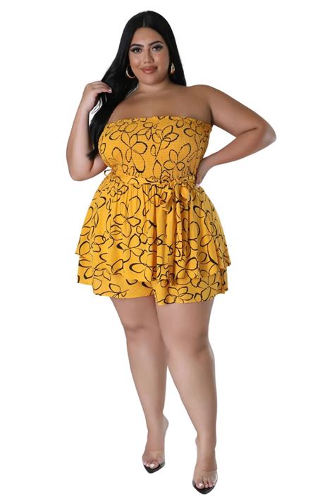 Final Sale Plus Size Strapless Romper In Yellow And Black Print In 2024