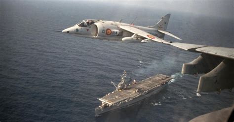 Armada española El día en que un Harrier aterrizó por primera vez en
