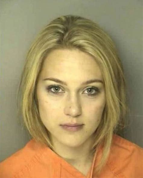 Hot Female Criminals That Would Be Perfect For Orange Is New Black