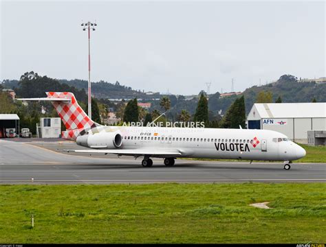 EI FCB Volotea Airlines Boeing at La Coruña Photo ID Airplane Pictures net