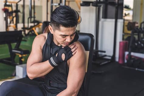 Best Rotator Cuff Exercises Mensfitness
