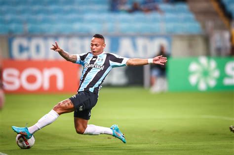 Grêmio Vence O Guarany E Se Isola Na Liderança Do Gauchão
