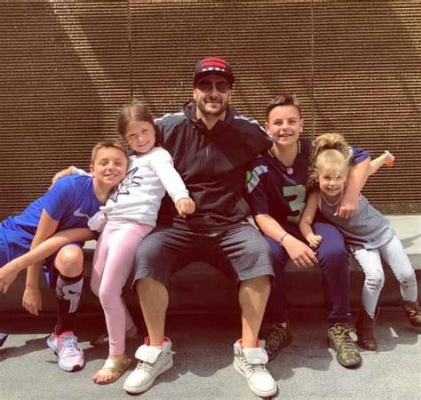 Why Did La School Drop Lawsuit Against Kevin Federline Britney Spears