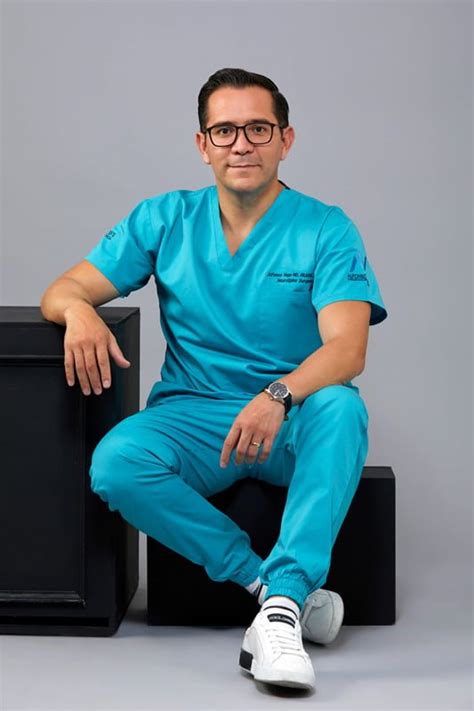 home - Dr Alfonso Vega