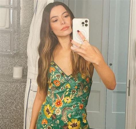 MIRANDA COSGROVE In 2024 Beautiful Celebrities Lily Pulitzer Dress Celebrities