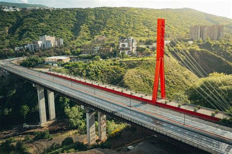 მეცხრე ტალღა საქართველოს მესამე პრეზიდენტის მოსანახულებლად რუსთავის მე 12 პენიტენციურ