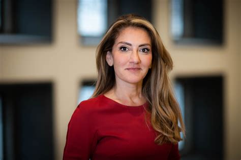 Hj Schoo Lezing Door Dilan Yeşilgöz Zegerius Rode Hoed