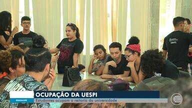 PITV 2ª Edição Estudantes fazem movimento e ocupam reitoria da UESPI