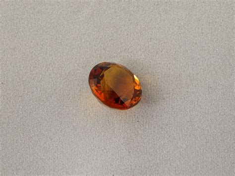 Citrine De Madère Taille Ronde 496 Cts Vente Aux Enchères Bijoux