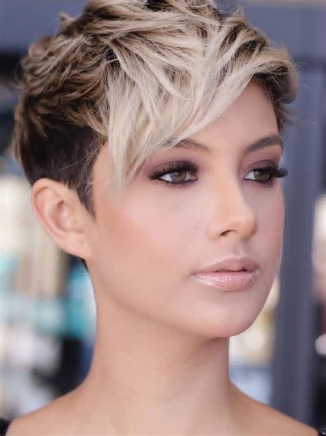 White Short Pixie Haircut Pixie Haircut Messy Short Textured Hair