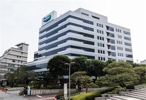 두산 사모펀드 스카이레이크와 두산솔루스 매각 양해각서 체결 일요신문