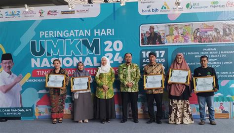 Caly Beta Sukses Handycraft Bag Terima Penghargaan Pj Bupati Bekasi Sebagai Umkm Kemitraan