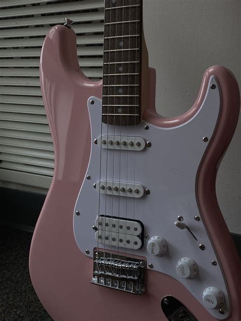 Pin De Rossaie En Aesthetic Things 📌 Fotos De Guitarras Electricas