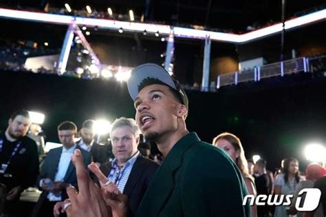 역대급 재능 웸반야마 Nba 신인드래프트 1순위로 샌안토니오행 뉴스1