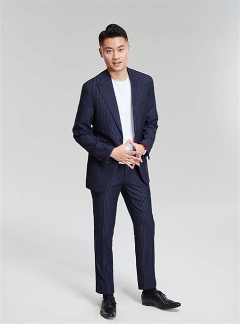 商务西装只能有一种打开方式吗？潮流gq男士网