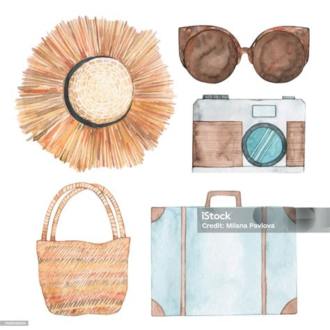 수채화 여행 세트 밀짚 모자 선글라스 카메라 여행 가방 해변 가방 흰색 배경에 고립되어 있습니다 휴식 여름 가방에 대한 스톡