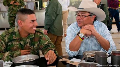 Presidente De Colombia Gustavo Petro Pide A Militares Que Se Preparen