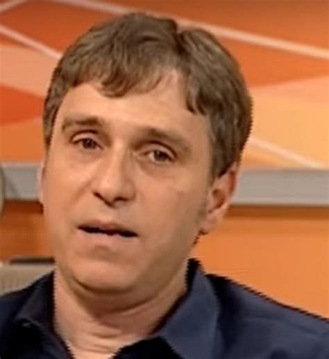 ילנה דיבאיין עברה שטיפת מוח פמיניסטית ומקשקשת הבלים על סמים