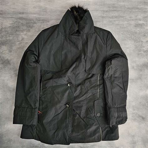 کاپشن دوپوش Izzat Baba استوک ستاره سهیل