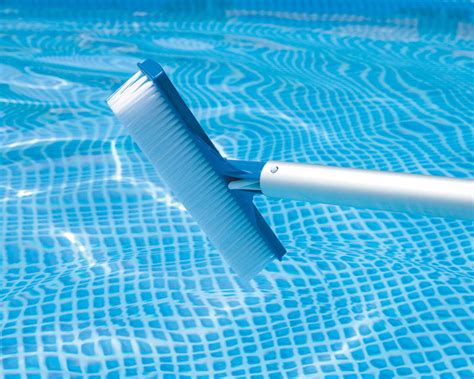 Como Limpar Sua Piscina Manual Passo A Passo Para Iniciantes