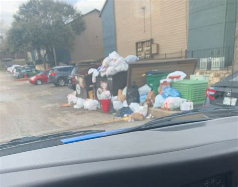 Trash Overflow Removal Junk Removal Business Trash Day Overflowing