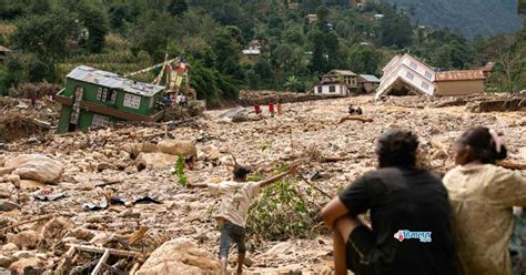 रोशी खोलाको बाढीले खण्डहर बन्यो बस्ती तस्वीरमा हेर्नुहोस् Himalaya