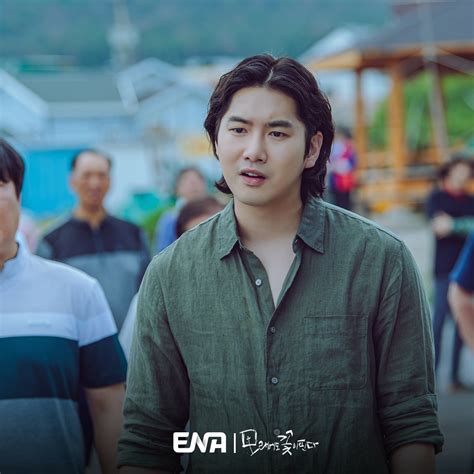 Jang Dong Yoon And Lee Jae Joon Face Off In Gripping Ssireum Match In