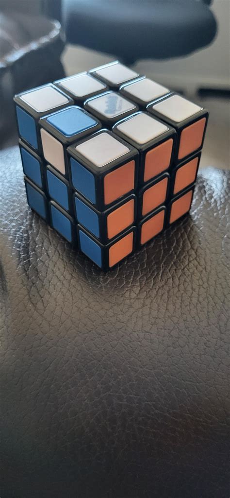 Crused Ribiks Cube R Itemshop