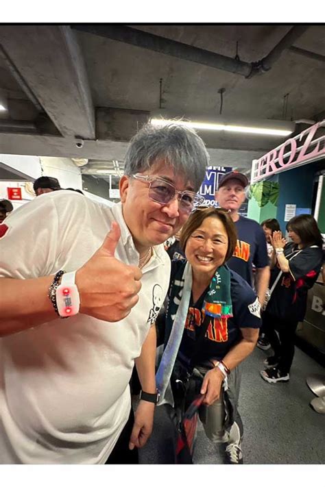 嶋大輔WBC決勝を現地観戦ヌートバー母と記念撮影 ファン羨望歴史の目撃者ですね ENCOUNT 2