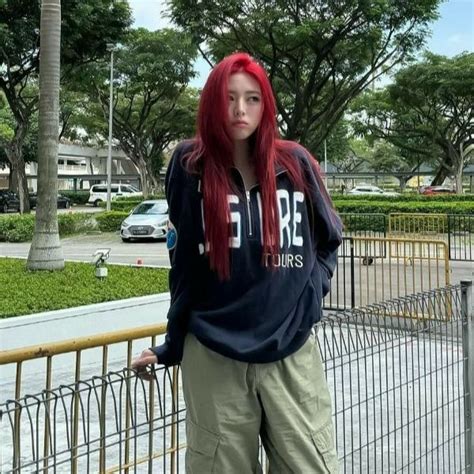 ITZY YUNA 유나 pfp icon em 2024