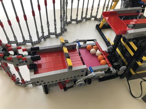 Lego Moc Gbc Not Scissor Lift V2 By Nonsensewars Rebrickable Build