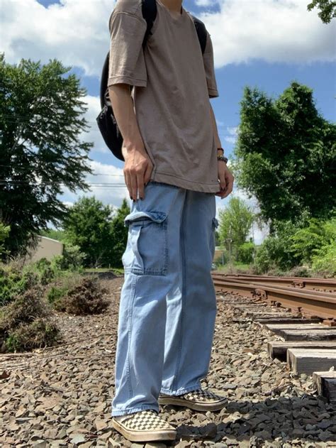 Stylish Outfit With Vans Cargo Jeans And Oversized Shirt