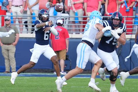 Chambliss Passes For 3 Scores Lacy Rushes For 3 Tds As No 7 Mississippi Beats The Citadel 49 0