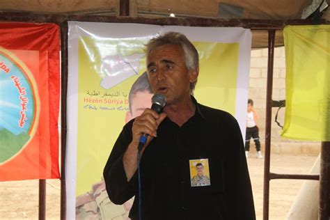 Xelkê Amûdê Bi Merasîmeke Xiyabî Xatir Ji şehîd Milîtan Rojava Xwest Anha