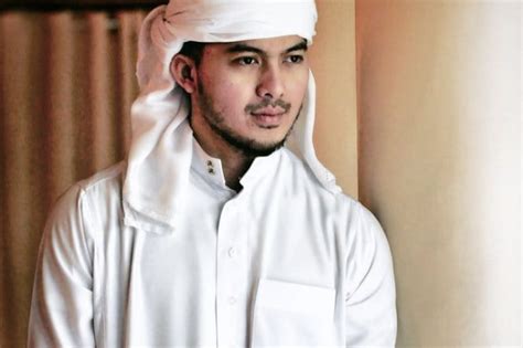 Profil dan Biodata Hafiz Faturrahman, Adik Irwansyah Jadi Tersangka - Hits Katadata.co.id