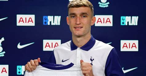 Tottenham Announce Record Breaking Striker Signing With Arrival Date