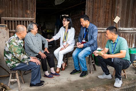 【纪检监察人·镜头】小切口治理漠视侵害群众利益问题