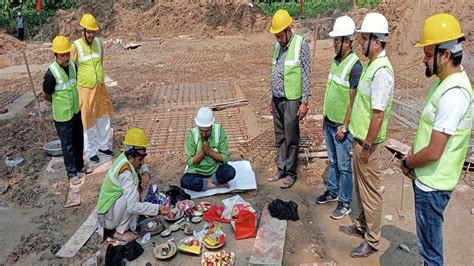 अत्तरियामा कृषि तथा पशु सेवा केन्द्रको शिलान्यास मेयर र ठेकेदारले