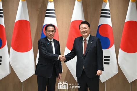 한일 정상 공동 기자회견 전문 푸른한국닷컴